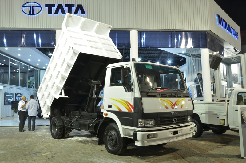 Harga Truk Tata LPT 913 EX2 (Baru, Bekas, Lelang) | Info Biaya