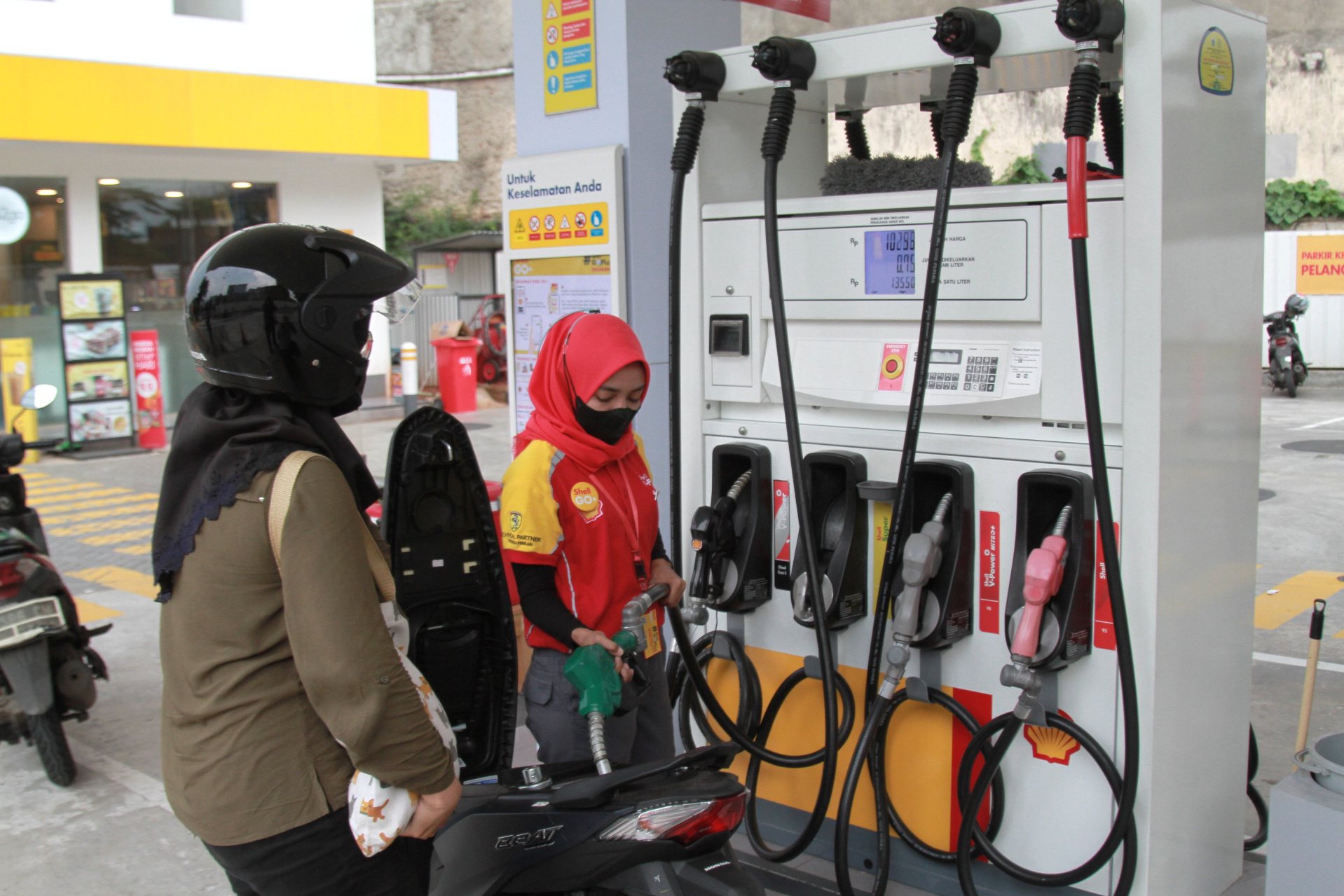 Hemat Biaya Bahan Bakar Anda dengan Tips Terbaik dari Shell | Info Biaya