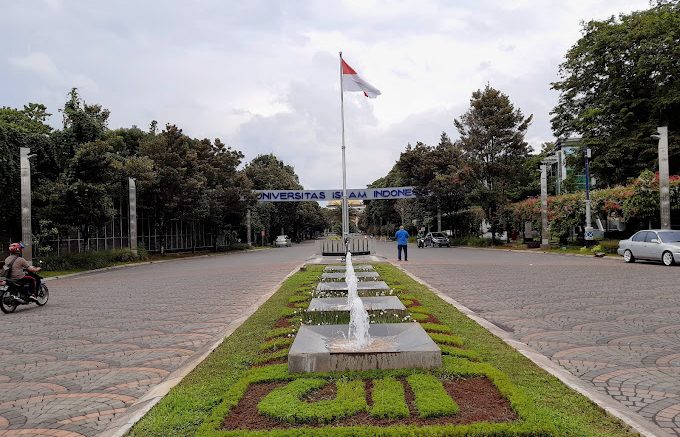 Registrasi UII 2024/2025: Daftar dan Bergabung dengan Universitas Islam Indonesia | Info Biaya