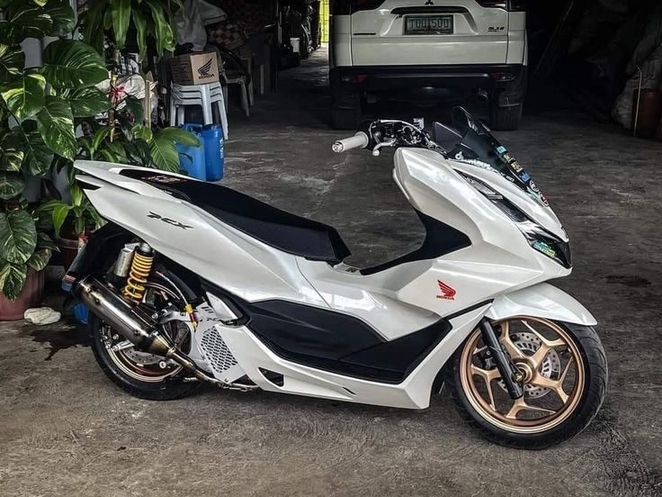 Modifikasi Motor Honda PCX 160 Jadi Lebih Elegan | Info Biaya
